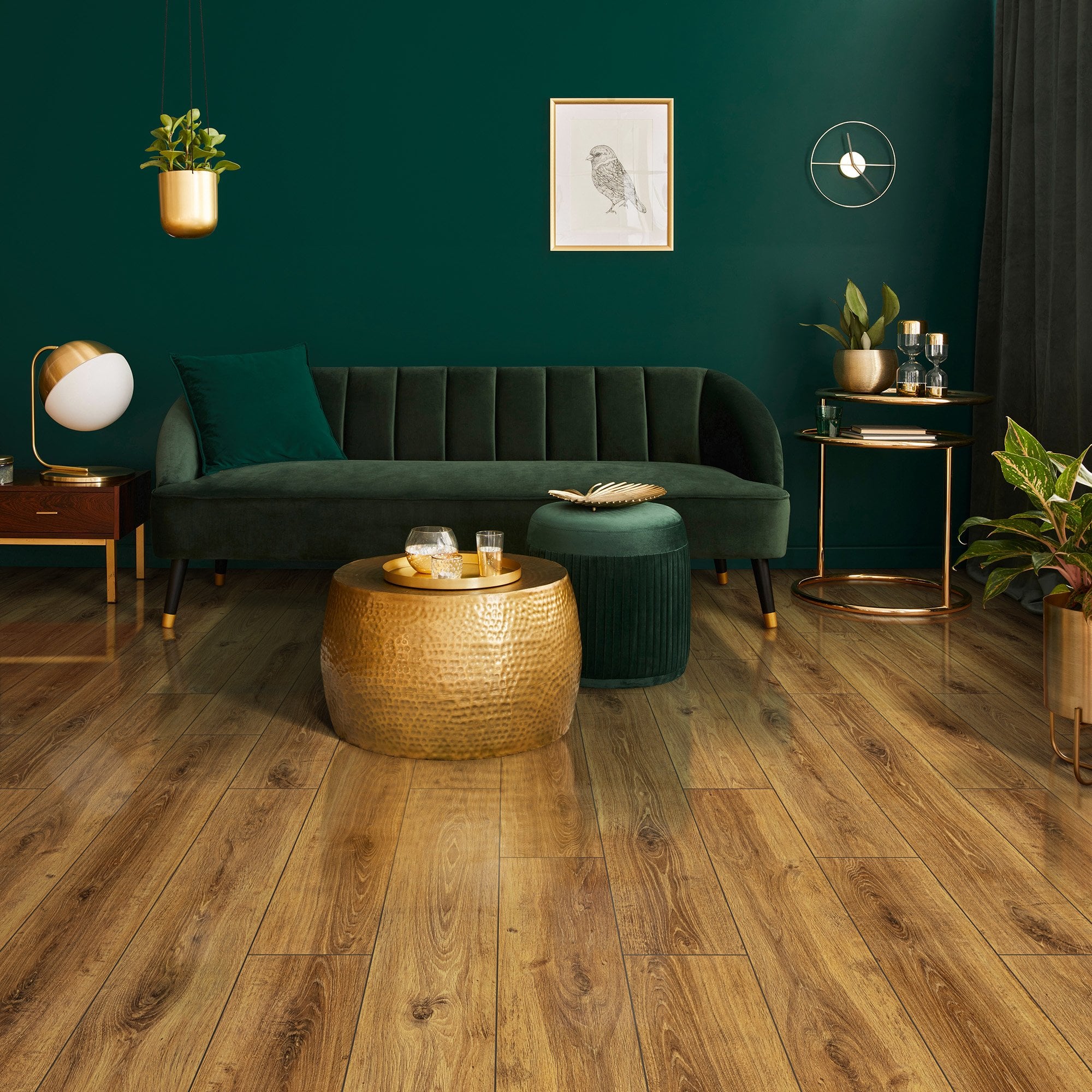 Falquon Flooring Hamsterley Oak - Lustre 8mm High Gloss Laminate Flooring
